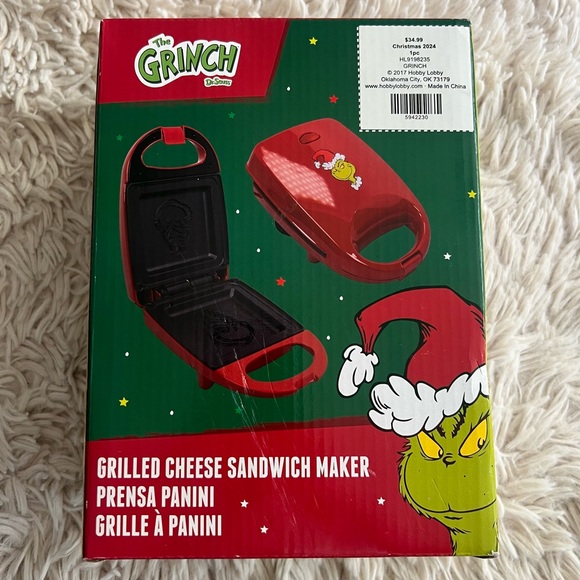 The Grinch | Kitchen | New Dr Seuss The Grinch Grilled Cheese Sandwich ...